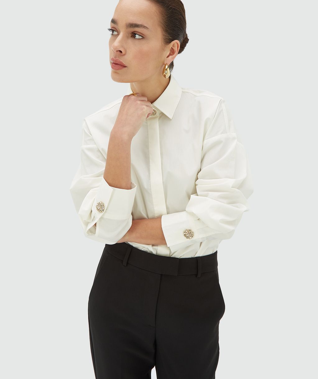 LAURI oversized blouse met open rug Off White l JOSH V | Official ...
