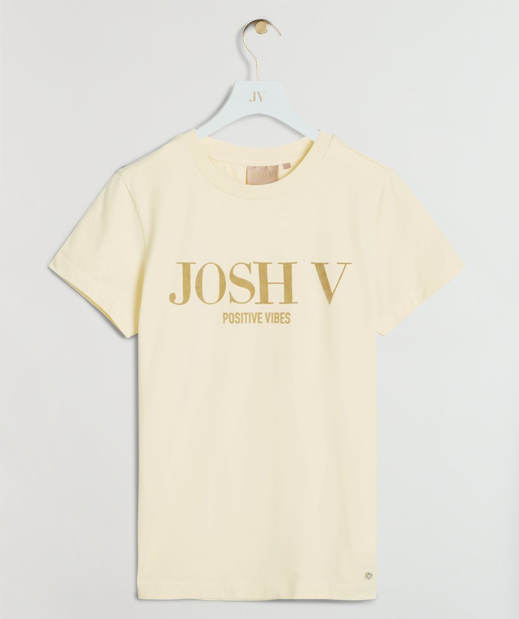 ZOE POSITIVE VIBES T-shirt Meringue | Tops & Shirts | JOSH V Summer ...
