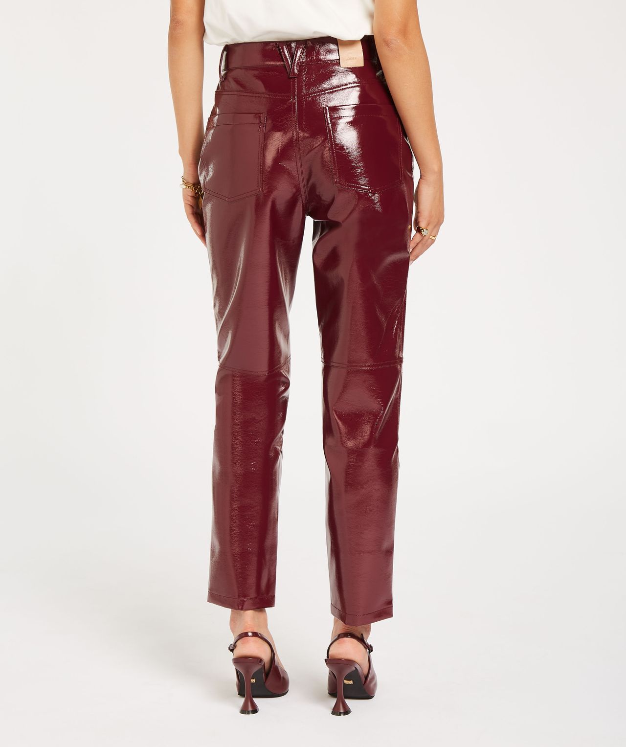 BO high rise girlfriend broek in lak look - Berry Red , JOSH V ...