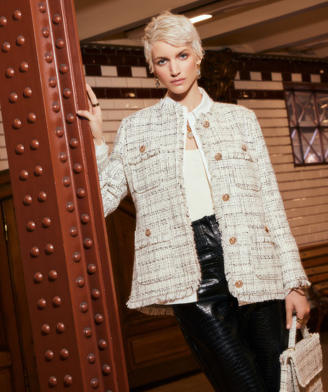 CAROLIEN regular fit dames blazer met bouclé | JOSH V | Official online ...