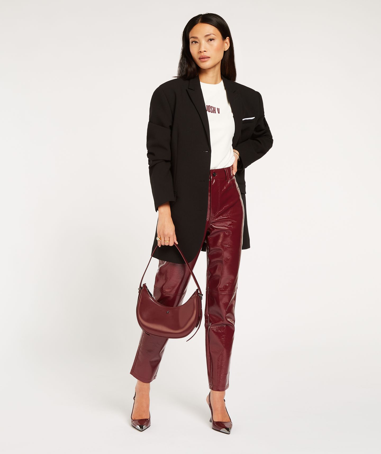 BO high rise girlfriend broek in lak look - Berry Red , JOSH V ...