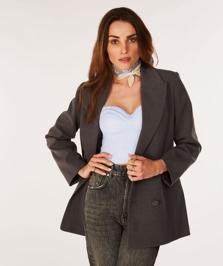 DILLEN oversized fit women's blazer | JOSH V | Official online shop